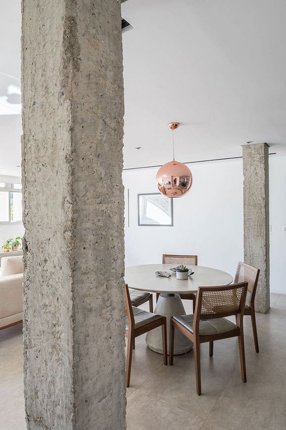 Pilastro centro stanza: come rendere un pilastro una soluzione d'arredo